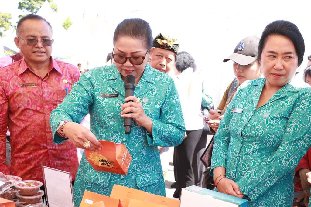 Pasar Rakyat “Berbelanja dan Berbagi“ di Bangli – Kilas Bali